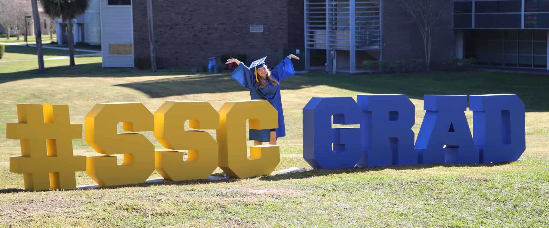 Fall 2025 Grad Walk recognizes more than 2,000 Seminole State graduates ...